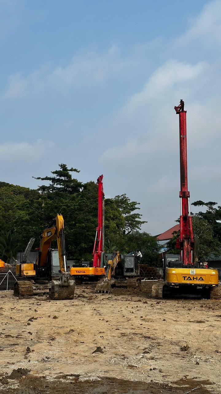 Fahami Teknologi dan Fungsi Utility Tender Barge di Laut